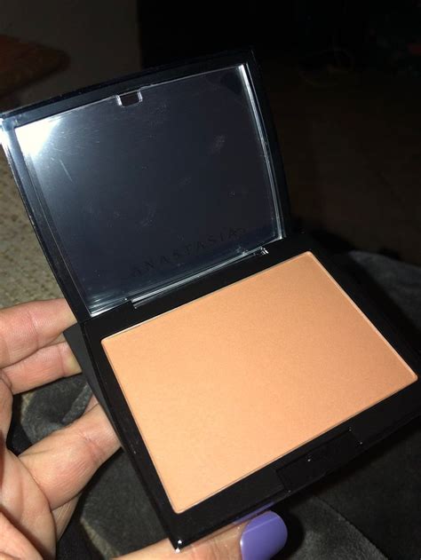 Anastasia Beverly Hills Bronzer on Mercari | Anastasia beverly hills ...