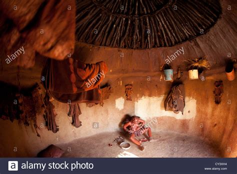 Himba tribe in Namibia Stock Photo - Alamy