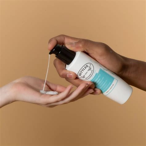 Cleansing Milk – Mettler1929