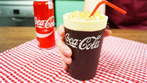 Торт Coca-Cola. Как сделать шоколадный стакан Кока-Кола | Cake Coca ...