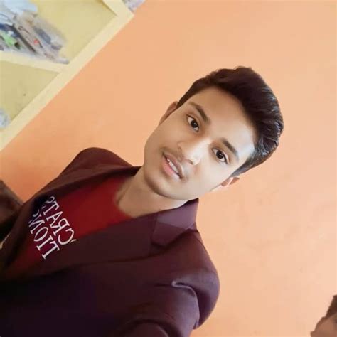 somya kawre (@somya.kawre) • Threads, Say more
