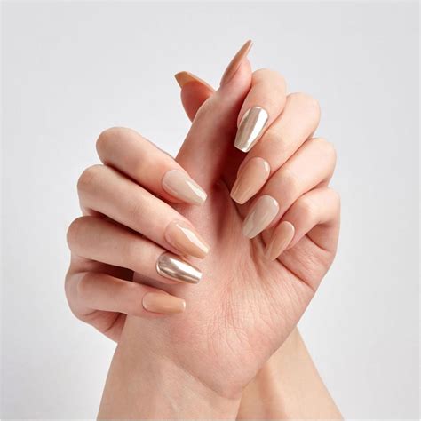 8 Of The Best Press On Nails For A Different Look Every Week | URBAN ...