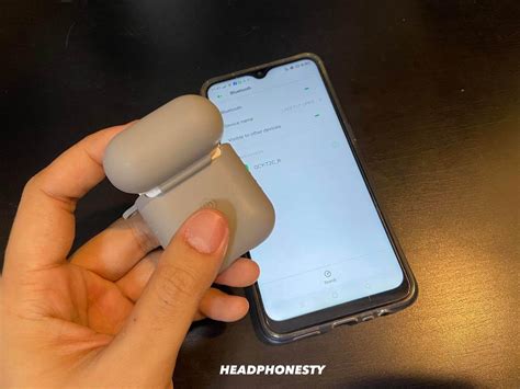 What Does the Button on the AirPods Case Do? Here's How It Works ...
