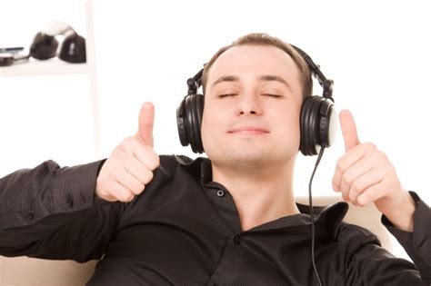 Создать мем "bluetooth headset, bluetooth наушники, грустный человек в ...
