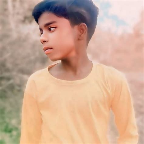 Tinku Kumar (@tinku_rdx12) • Threads, Say more