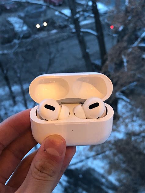 Продам новые наушники airpods pro - Наушники Алматы на Olx