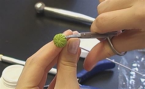 керамическая флористика Мак из полимерной глины часть 1