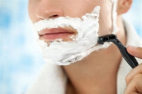 Одноразовые бритвы: мужские станки для бритья. Как достать лезвие и ...