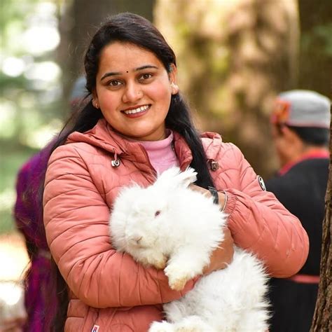 प्रितिका गौड़ (@ll_bisht_girl_ll) • Threads, Say more