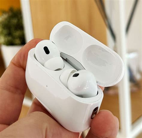 AirPods Pro 2 review: Hitting all the right notes | Express.co.uk