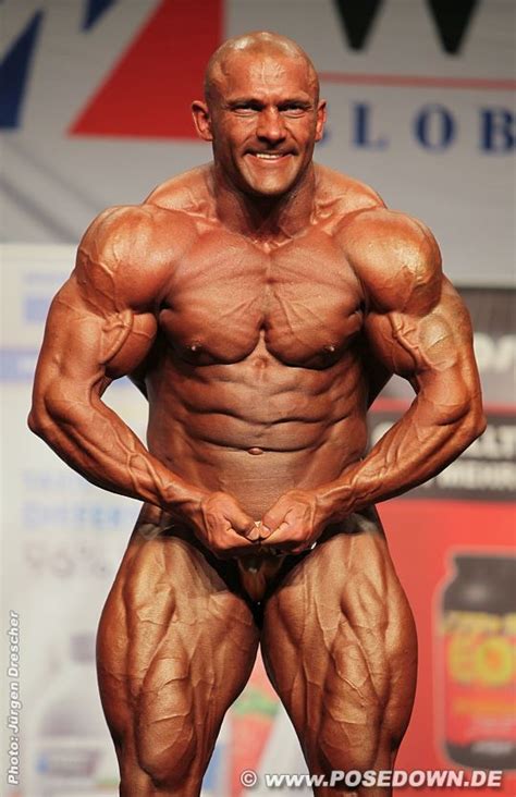 POSEDOWN - The World Of Bodybuilding