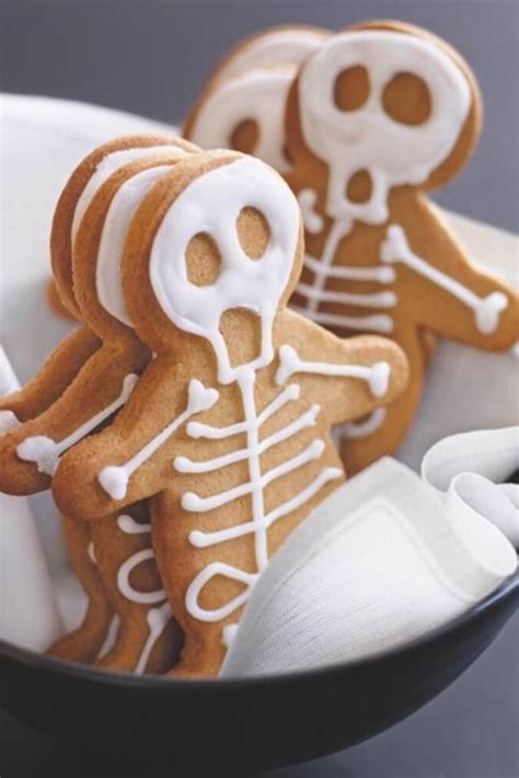 Имбирные пряники на Хеллоуин | Halloween cookie recipes, Halloween ...