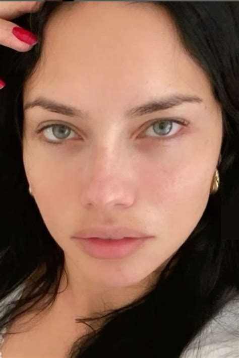 30 Stunning Adriana Lima No Makeup Photos | Fabbon