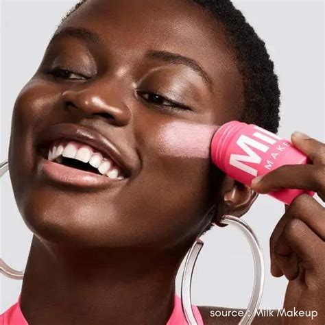 5 stick masks to know about - WeOutWow