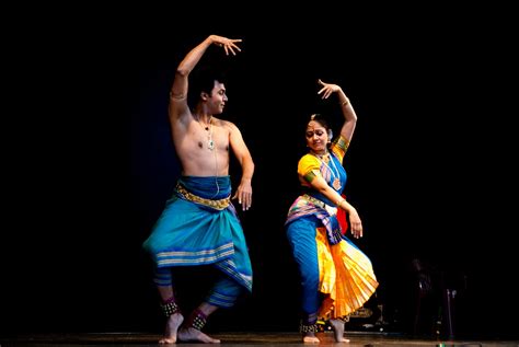 DOMEL - BLOG FOTOGRAFICZNY: Hinduskie tańce