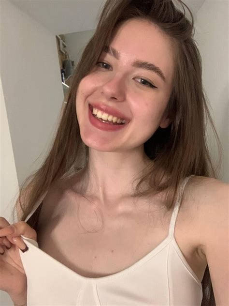 Here is my freckled face! : r/OnlyFaces