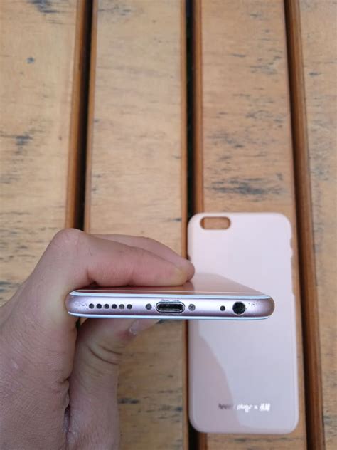Продам айфон 6s