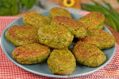 Рецепт: Котлеты из индейки со шпинатом на RussianFood.com