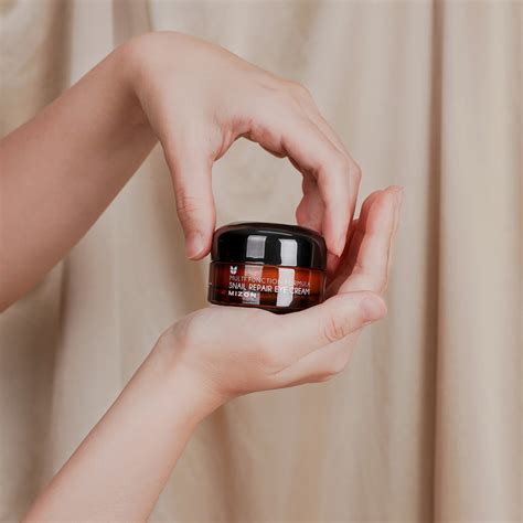 Mizon Snail Repair Eye Cream – Hikoco