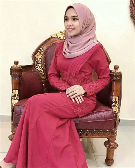 Pin oleh azrie a di tutup kepala | Gaya hijab, Wanita, Foto gadis cantik