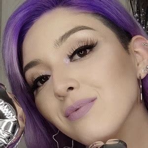 macubust - Age, Family, Bio | Famous Birthdays
