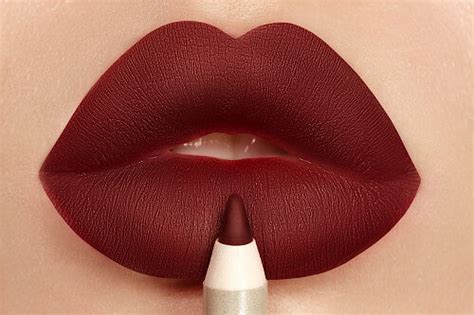 L05 BURGUNDY - Karl Bolt Lips - Solobeauty veikals - labaka kosmetika ...