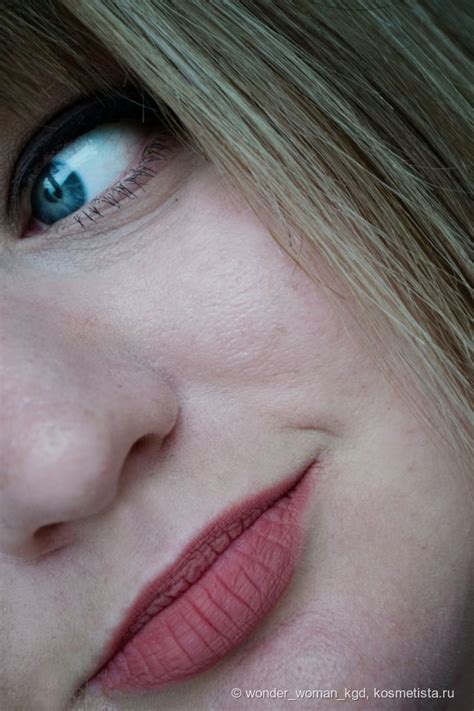 Нашумевший водостойкий карандаш для губ Gosh Velvet Touch Lipliner ...