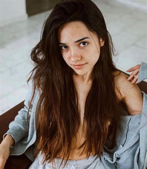 Que buena esta🤤 : r/amarmolmc
