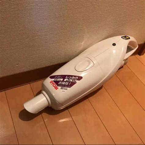 RYOBI - RYOBI BHC-1010 コードレス掃除機 スティックハンディー 箱なしの通販 by saykittyuri's shop ...