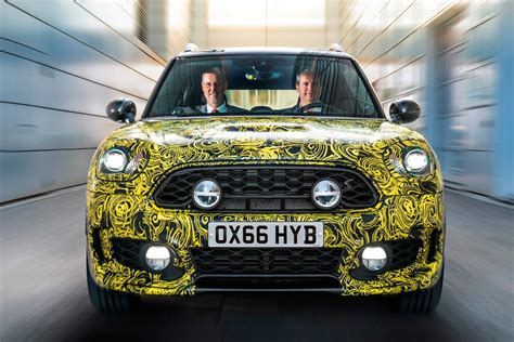 Mini gets ready to plug in with new Hybrid