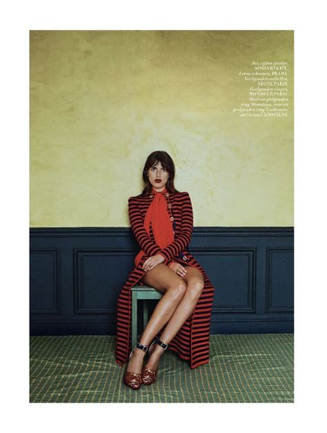 Jeanne d'Arc (L'Officiel Netherlands)
