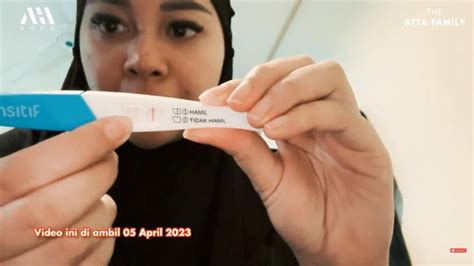 Potret Aurel Umumkan Kehamilan Anak Kedua, Atta Sujud Syukur
