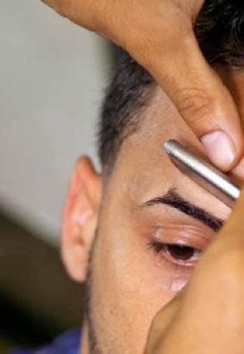 Eyebrow Grooming for Men | How to Groom A Man's Eyebrows | Men eyebrows grooming, Guys eyebrows ...