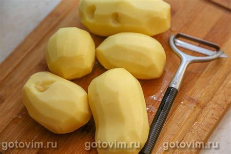 Картофель, жаренный с томатной пастой. Рецепт с фото