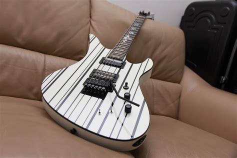 Schecter Synyster Custom-S White/Black