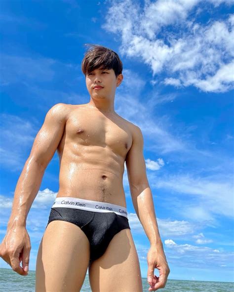 THE JAKOL DIARY on Twitter: "WE LOVE A GOOD VIEW! 👊🏻💦 https://t.co/fGk76Wk01B" / Twitter