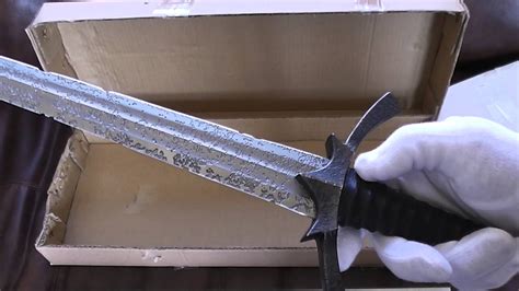 Selling LOTR, Dagger of the Witch King - YouTube
