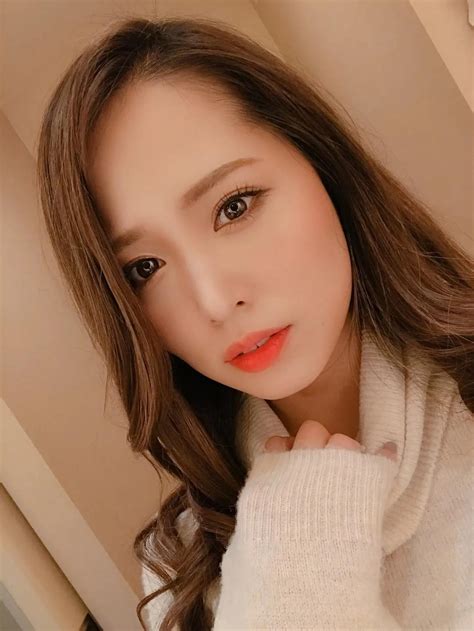 Japanese actress - Tsuno Miho - iMedia