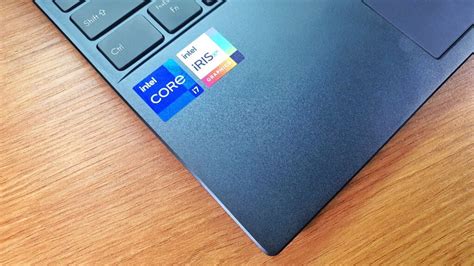 ASUS ZenBook 14 UX425EA review - Awesome Tiger Lake powered ultrabook ...