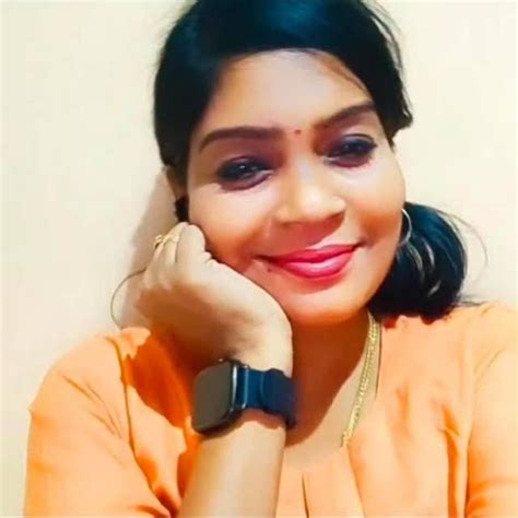 geethu gethu (@geethu_film_artist_) • Threads, Say more