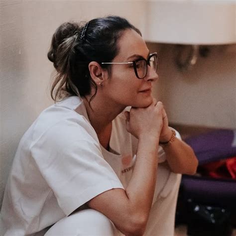 Anna Beatriz Herief (@biaherief) • Threads, Say more