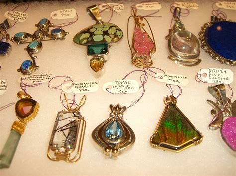 Jewelry – Wonders of the World