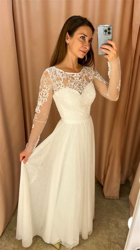 Закрытое свадебное платье Мелинда в аренду в Москве | YesDress