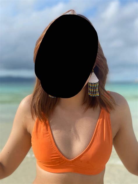 3 Hot Sexy MIMI Bikini Pics