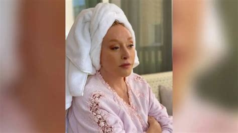 Галкин* выложил фото 75-летней Пугачёвой после душа в полотенце и ...