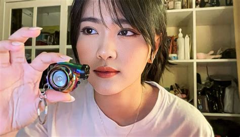 Pin oleh hanz hanxz di Adel | Orang cantik, Penyimpanan foto, Gadis estetika