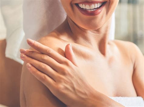 Körperpeeling selber machen: Die richtige Pflege für Ihren Hauttyp – NIVEA