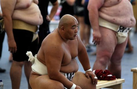 El sumo se lleva las miradas en la primera jornada