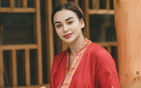 Jenguk Suami Di Penjara, Nora Alexandra Ungkap Keinginan Pindah ke Jakarta