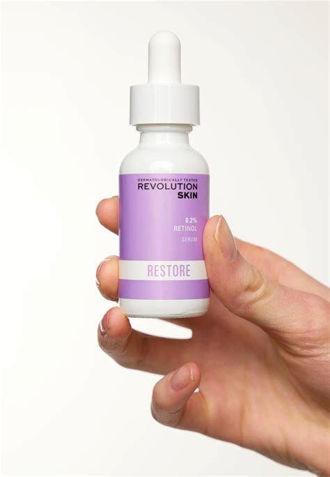 SKIN by Revolution REVOLUTION SKINCARE 0.2% RETINOL SERUM - Serum ...